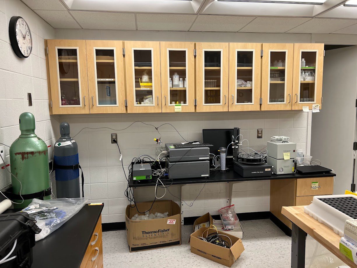 Research & Teaching Facilities - Department of Earth, Environmental and ...