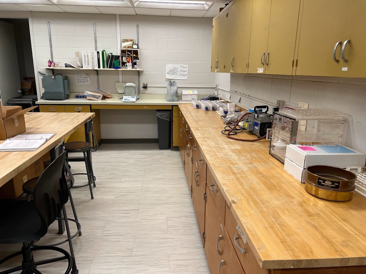 Research & Teaching Facilities - Department of Earth, Environmental and ...