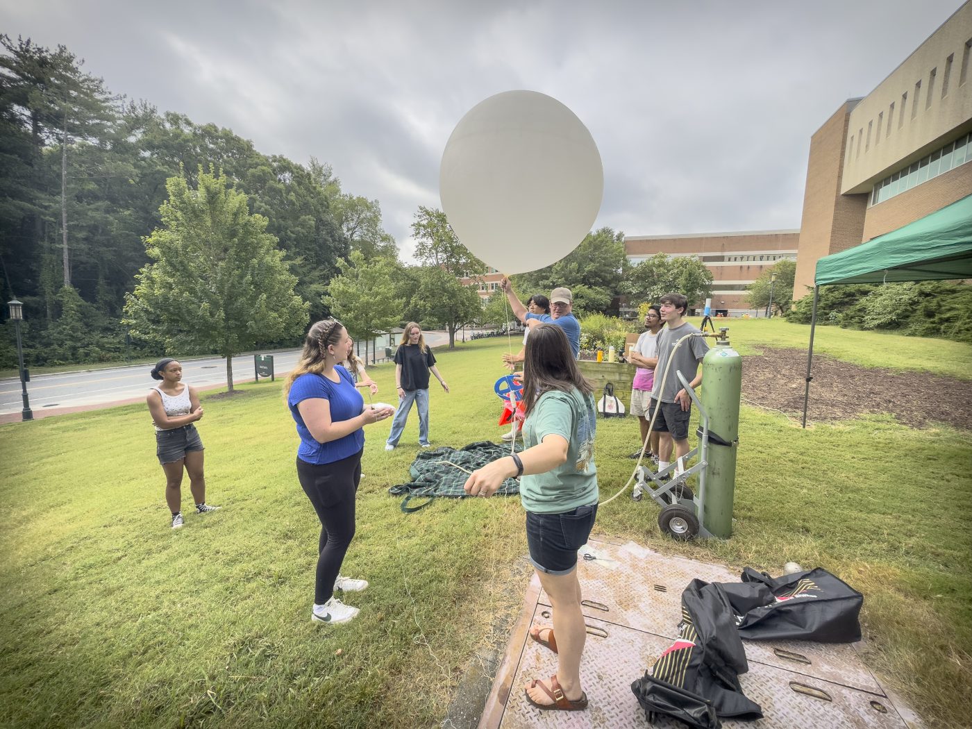 Meteorology - Department of Earth, Environmental and Geographical Sciences